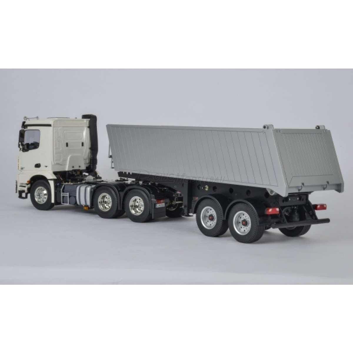 Tamiya MB Arocs 3363 6x4 ClassicSpace