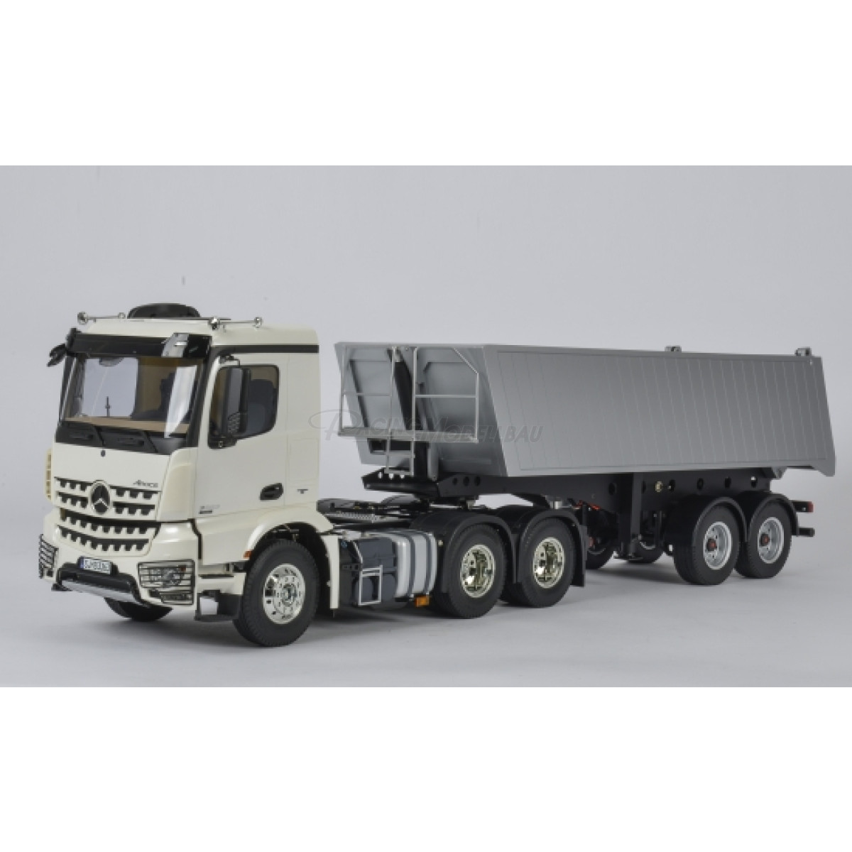 Tamiya MB Arocs 3363 6x4 ClassicSpace