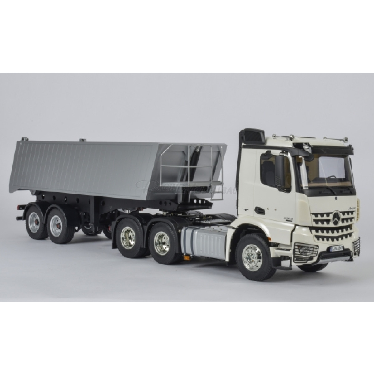 Tamiya MB Arocs 3363 6x4 ClassicSpace